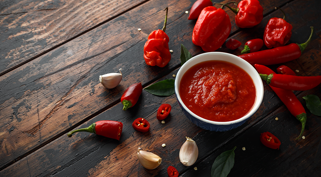 How to Make Homemade Fermented Chili Pepper Hot Sauce: A Step-by-Step ...